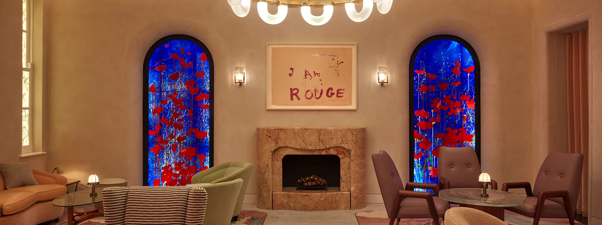 Discover The Connaught's Red Room: Stylish Cocktails in London